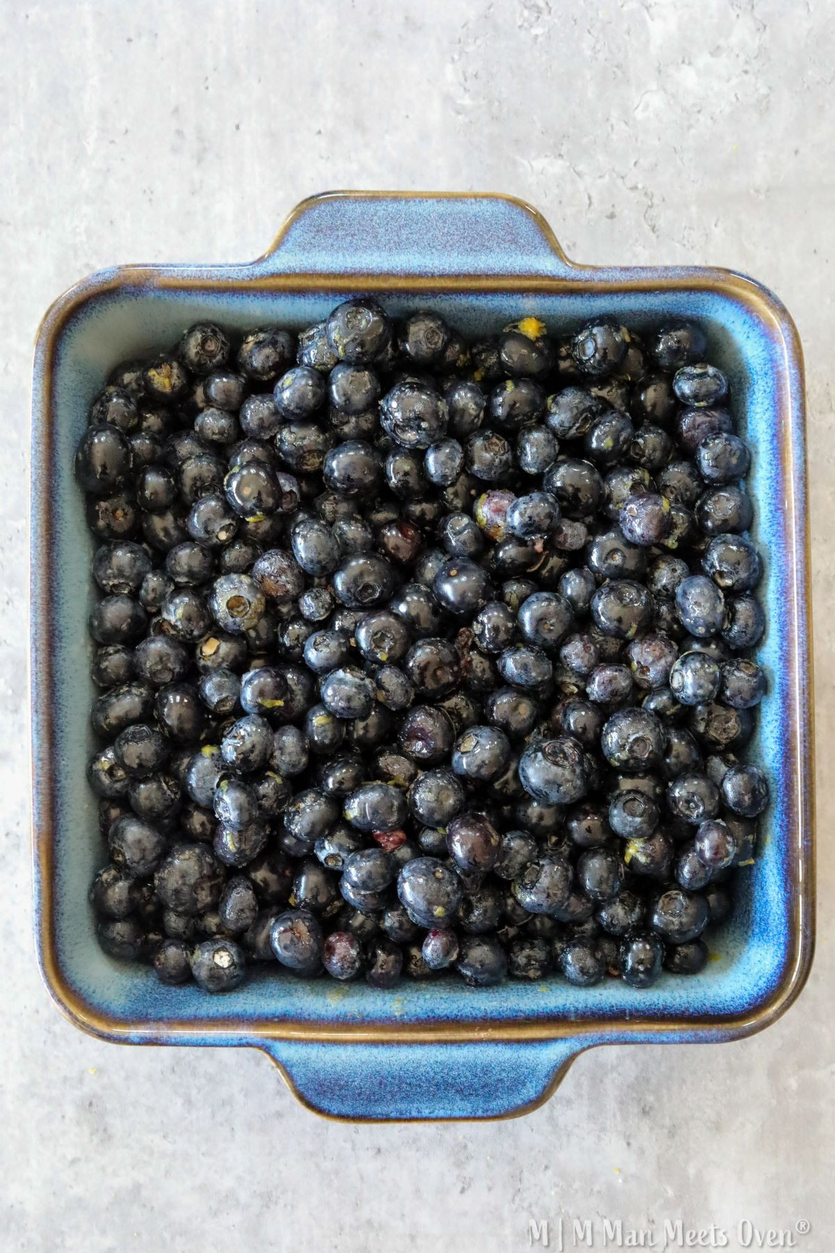 Blueberry Crisp With Walnuts - Man Meets Oven