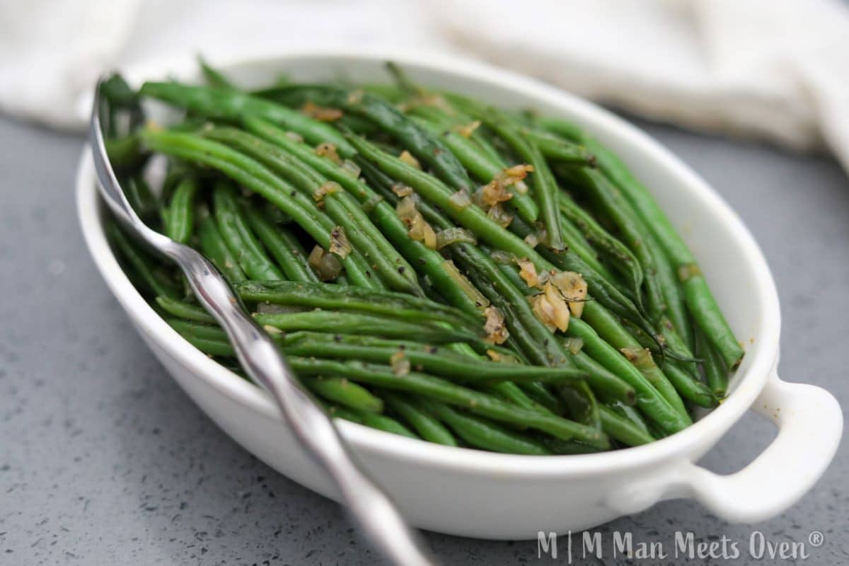 Sautéed Green Beans With Garlic - Man Meets Oven