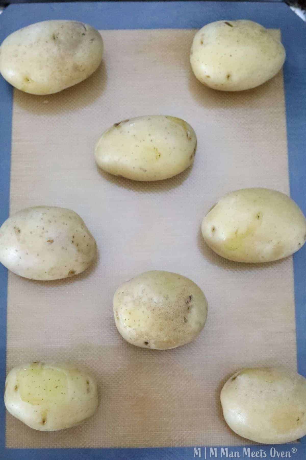 Salt And Vinegar Smashed Potatoes - Man Meets Oven