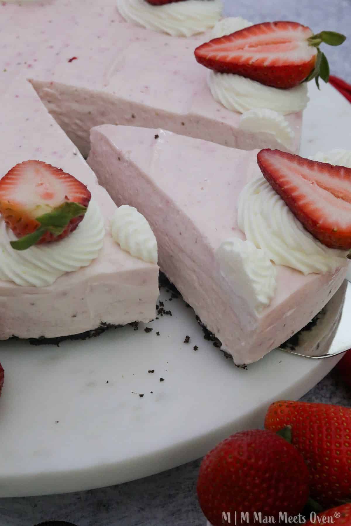 No-Bake Strawberry Cheesecake - Man Meets Oven